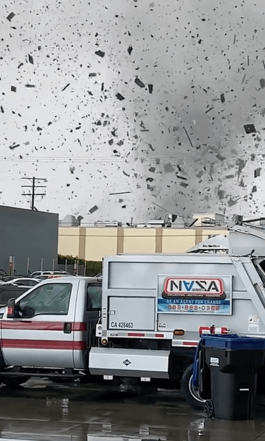 Confirmed tornado touches down in east Los Angeles | Firsthand Weather